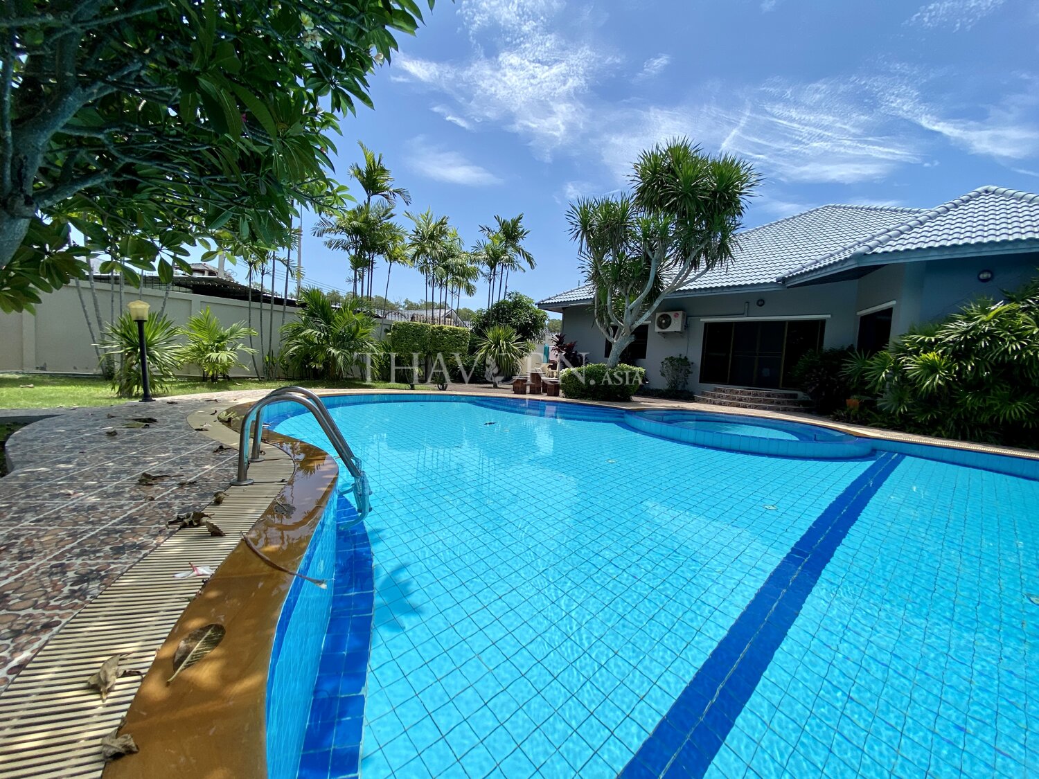 House For sale 3 bedroom 260 m² with land 992 m² , Pattaya - HS-2201 ...